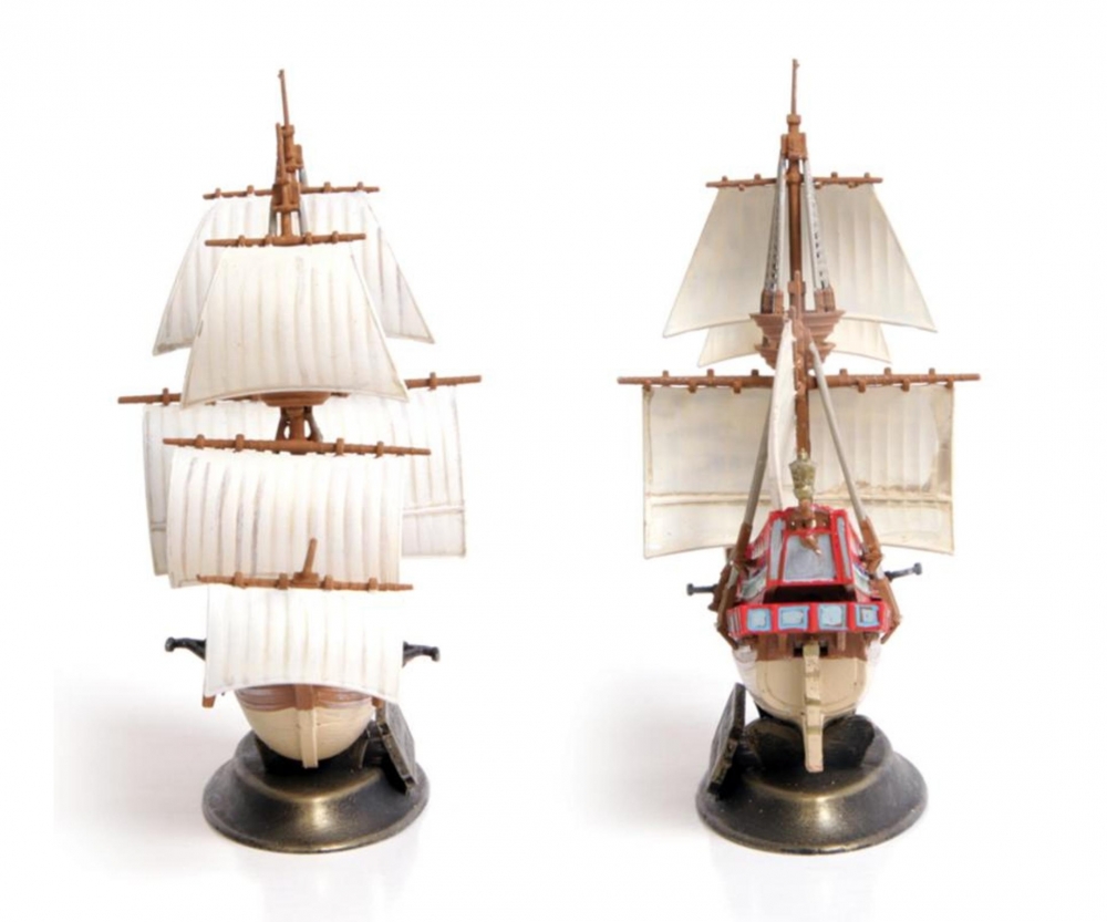 Golden Hind Model Galleons