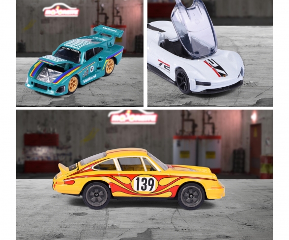 Buy Porsche Deluxe Assortment, 6-asst. online | Majorette
